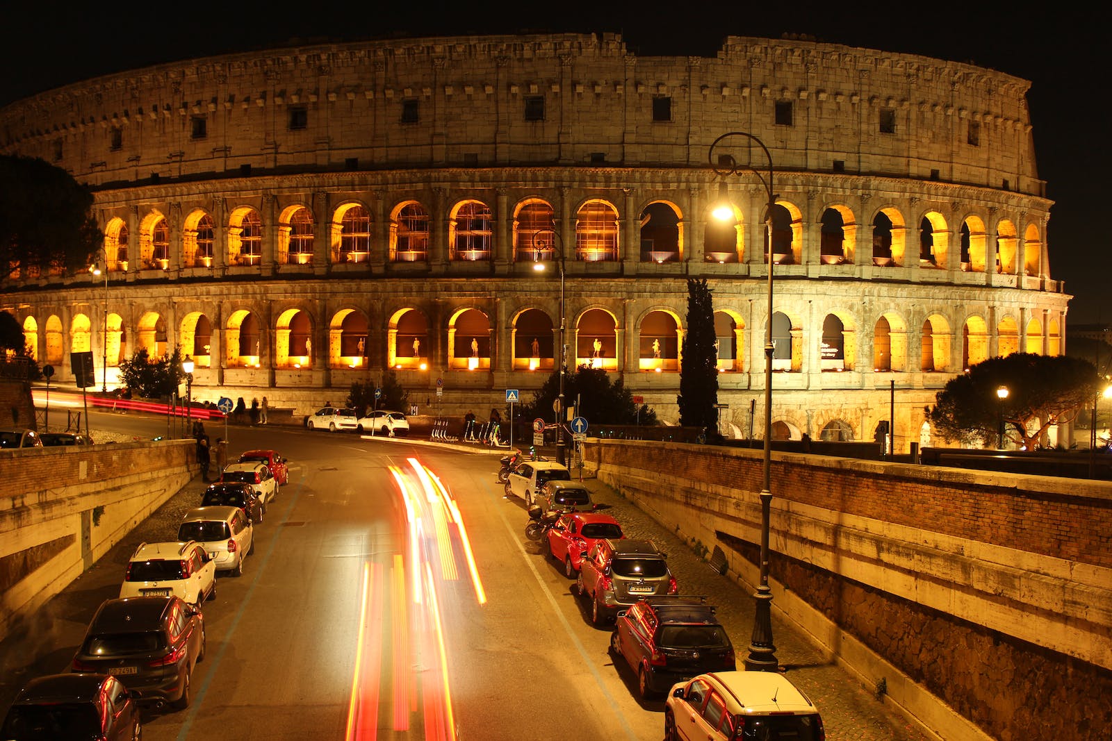 How to get to the Colosseum - Colosseum Tours in Rome